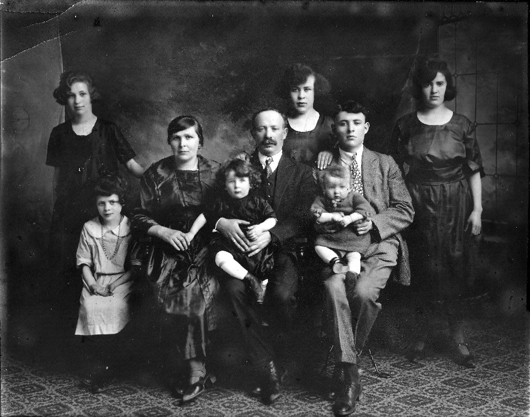 From Glowaczow to Timmins to Toronto – Holy Blossom Temple